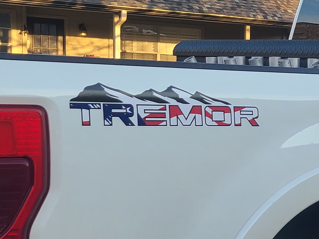 American Flag Tremor Bedside Decals – 42 Stitches